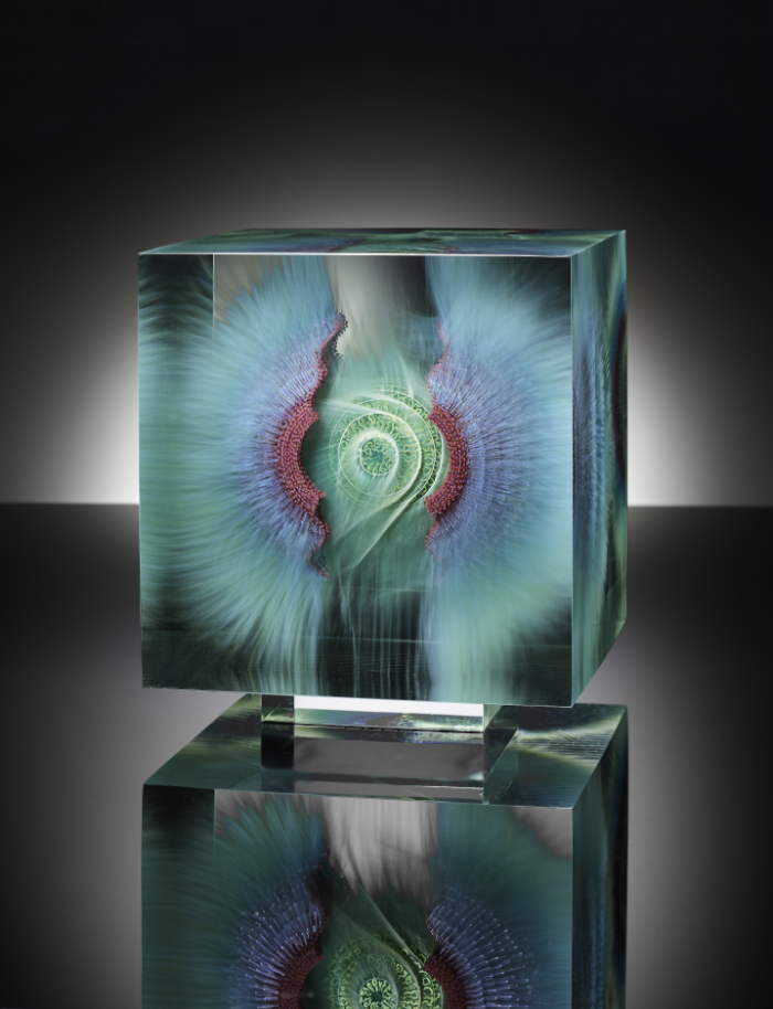 Taking glass design into the third dimension - Contemporary Glass Society