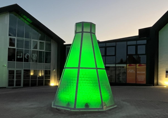Light feature for Stourbridge Glass Museum - Contemporary Glass Society